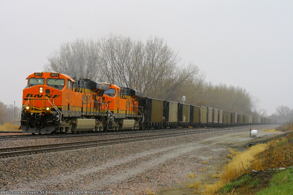 BNSF 6023 WEST